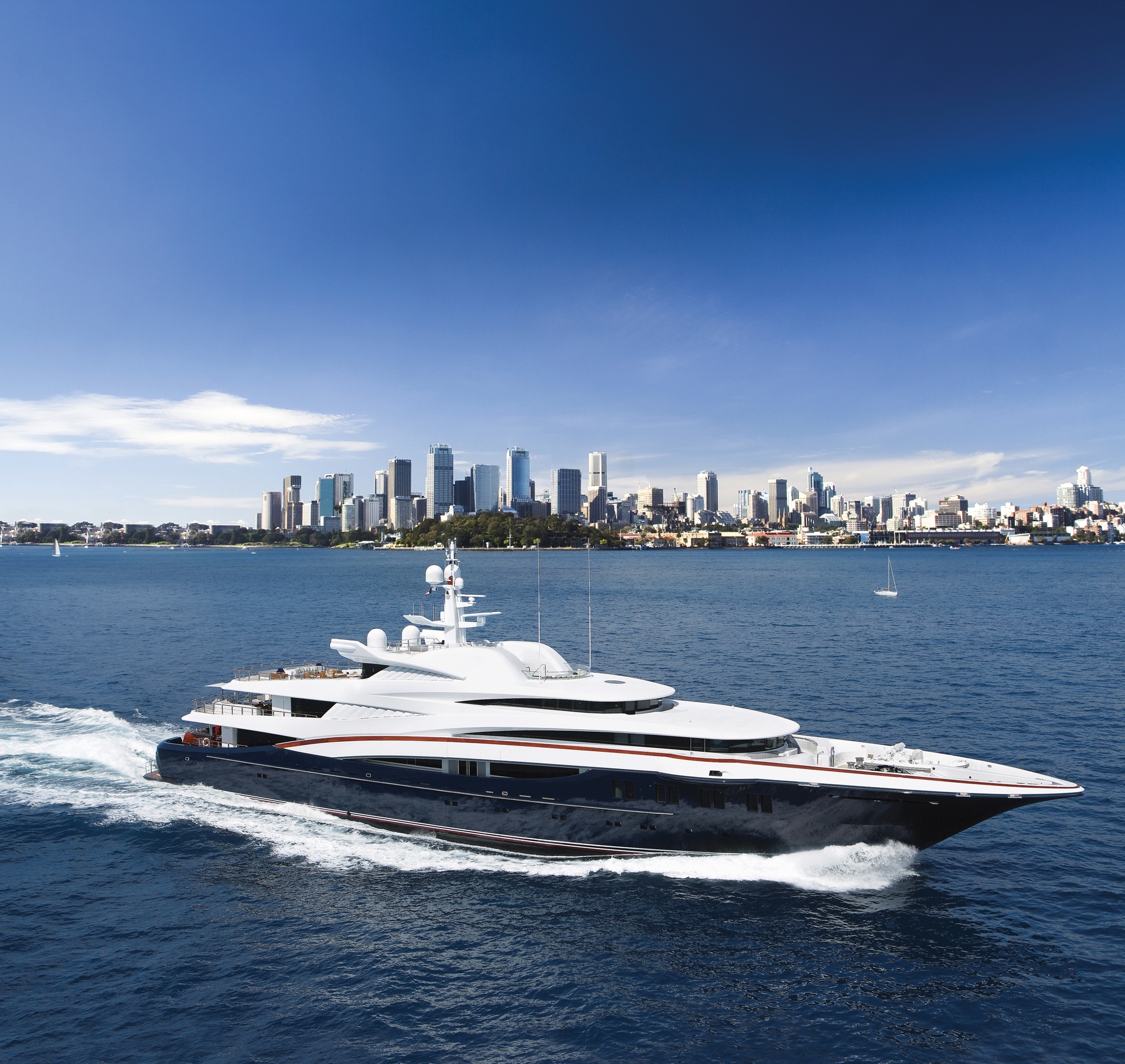 Interview with the CEO of OCEANCO - The Chic Icon
