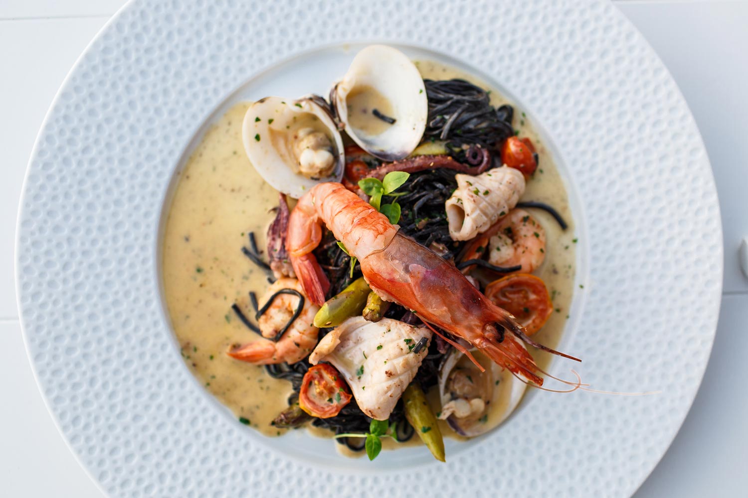 Lucky Fish: Come for the food and stay for the fun! - The Chic Icon