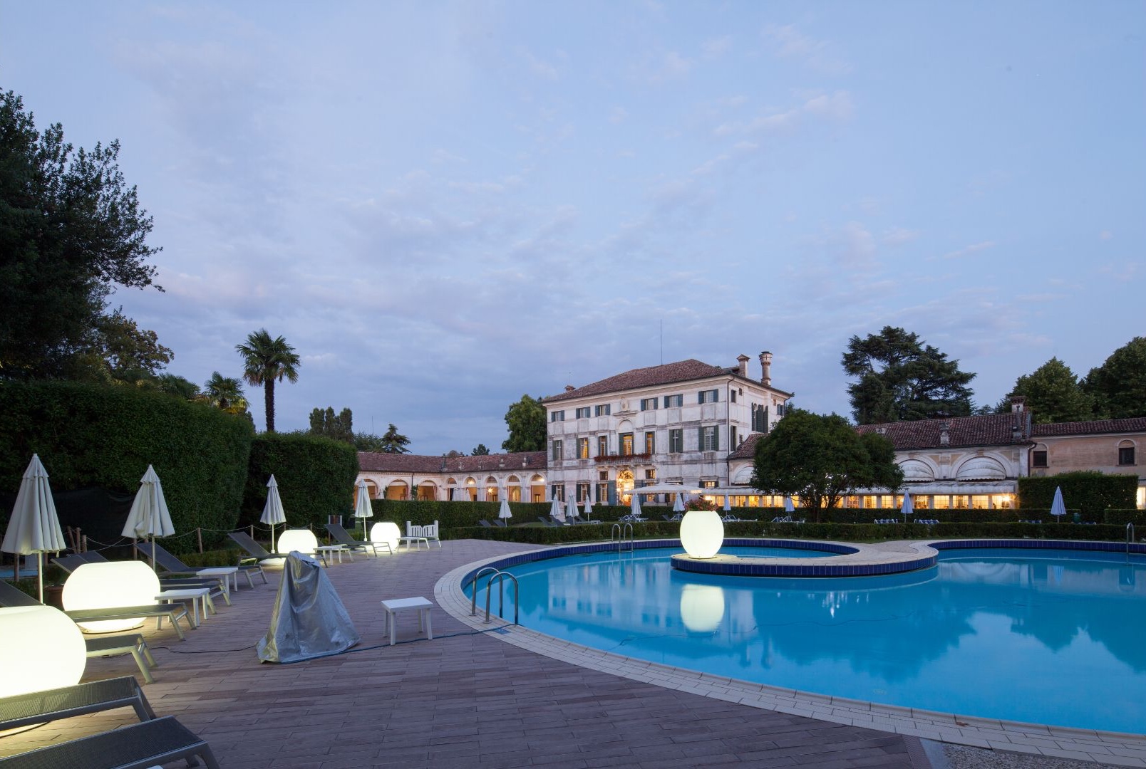 Hotel Villa Condulmer: a Gem From the 18th Century - The Chic Icon