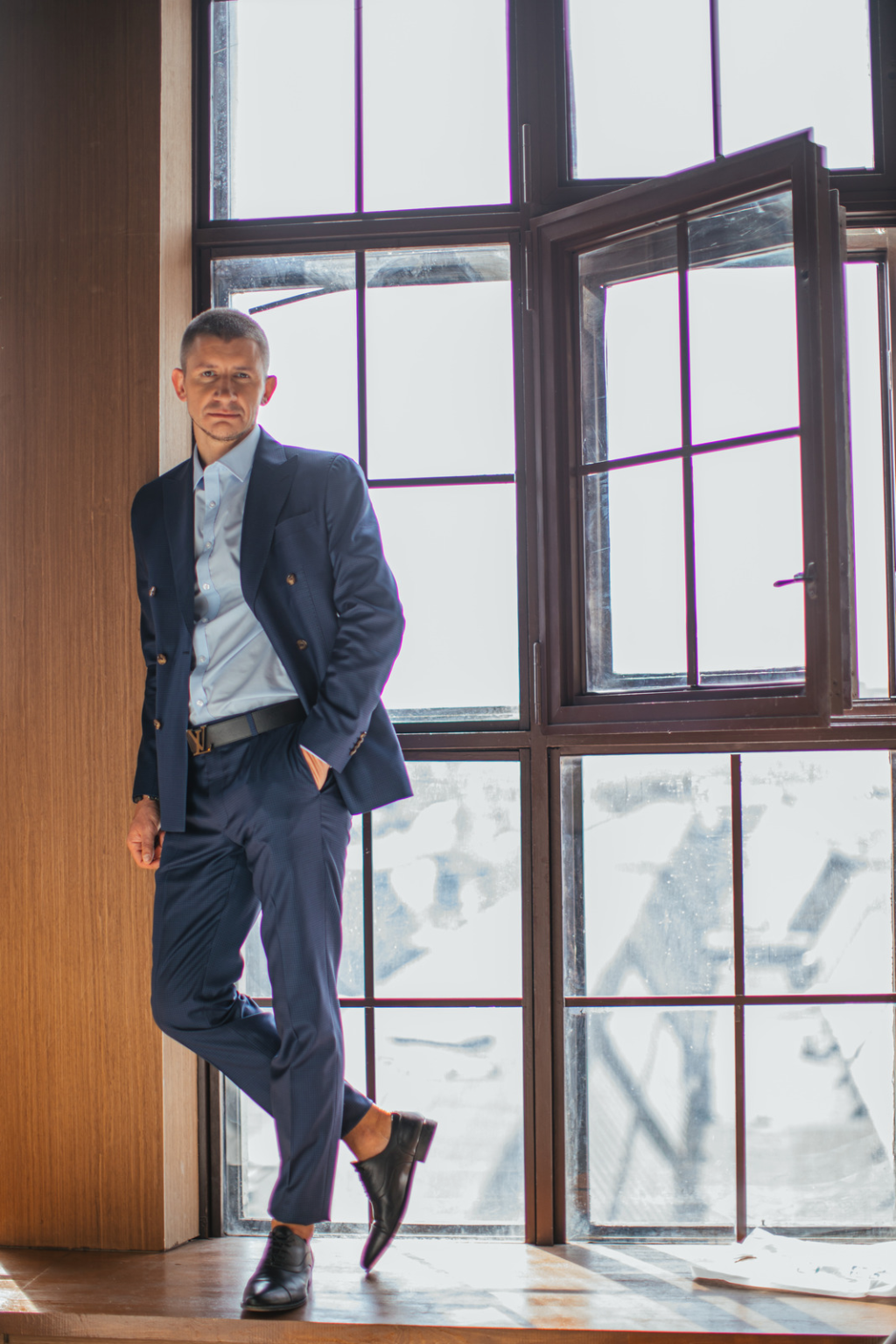 Dr. Mikhail Gaponov: The Art Of Plastic Surgery - The Chic Icon
