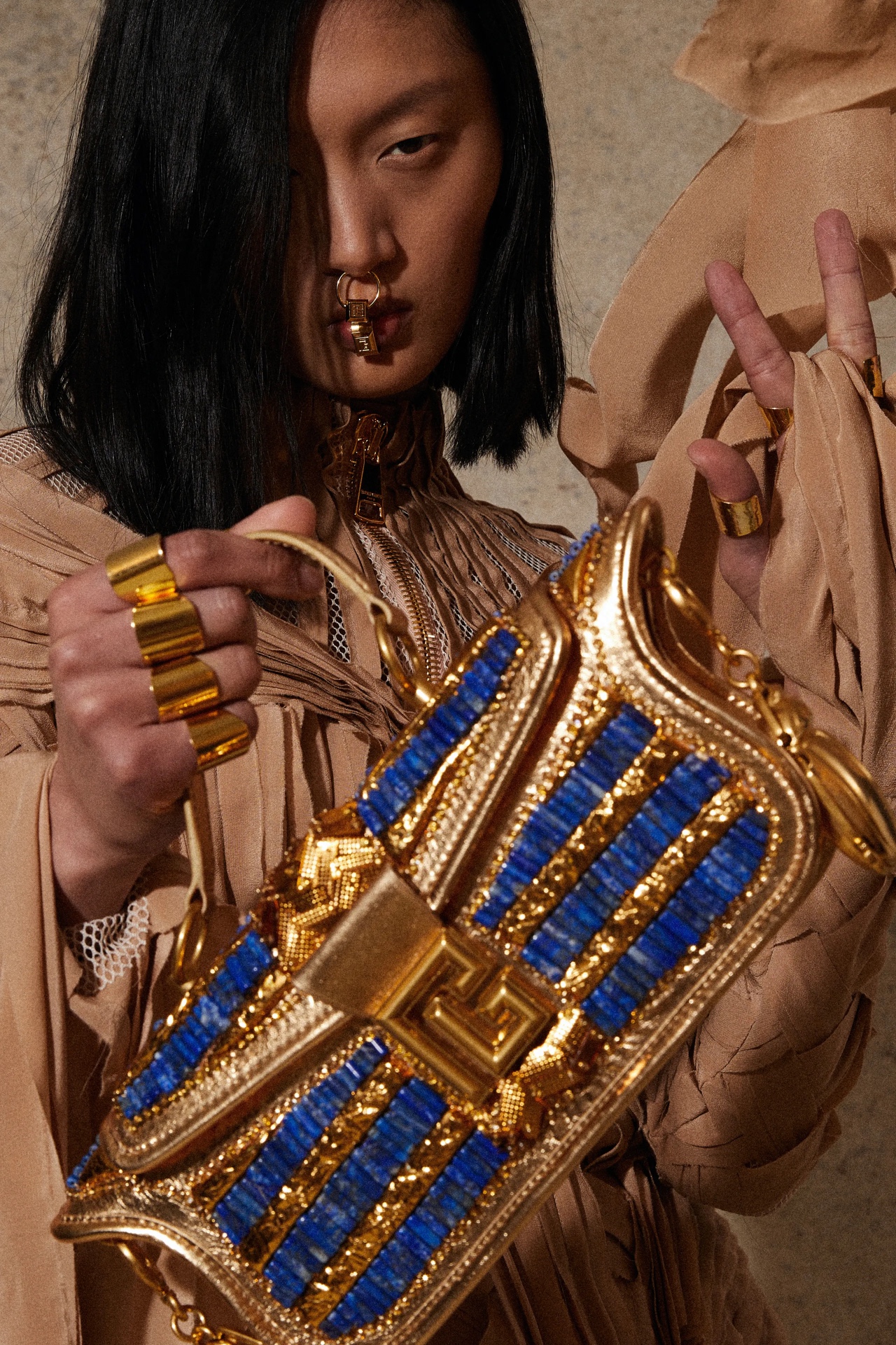 New Egyptian vibe by Balmain - The Chic Icon