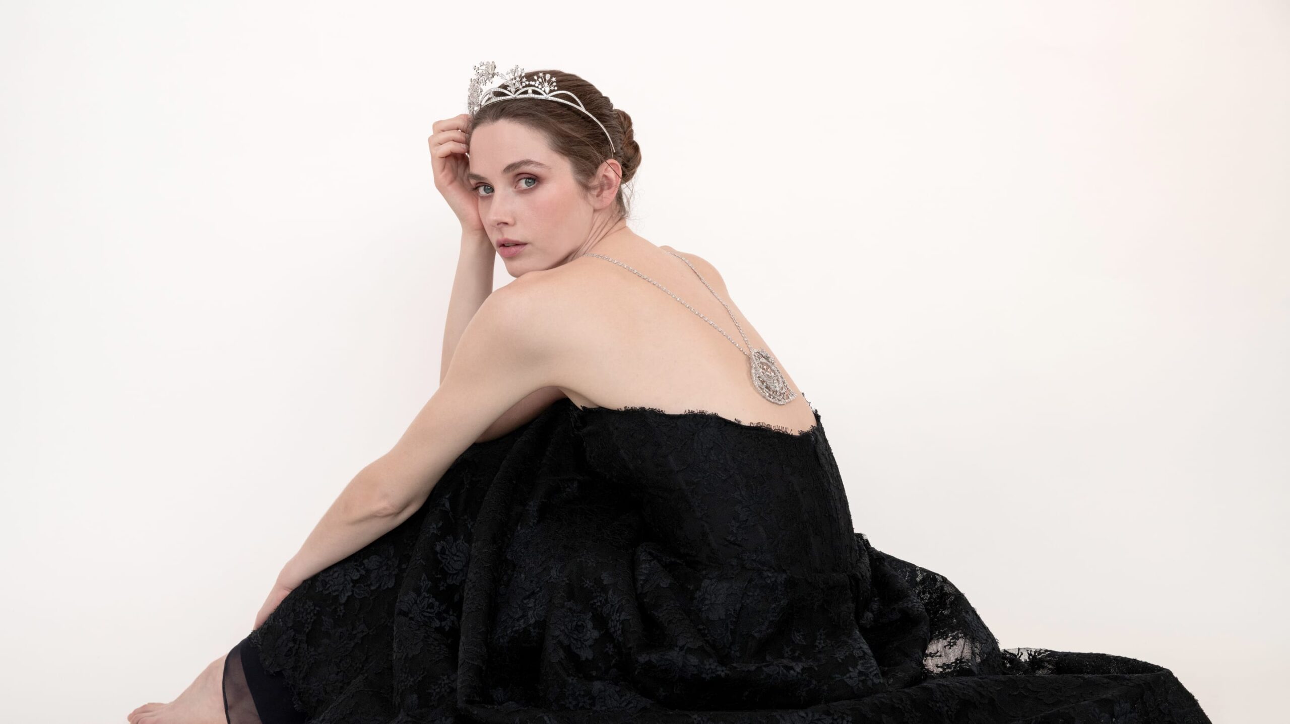 Chic Icon - Luxury Lifestyle Magazine